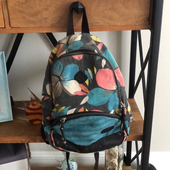 Bags | Worn Roxy Backpack | Poshmark